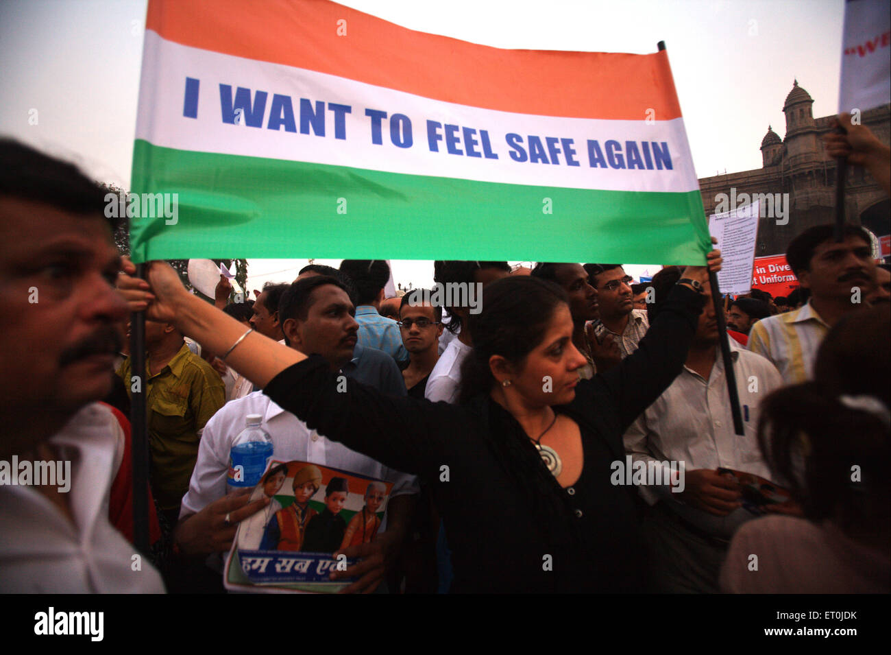 Thousands Mumbaikars took part mass protest march Gateway terrorist ...