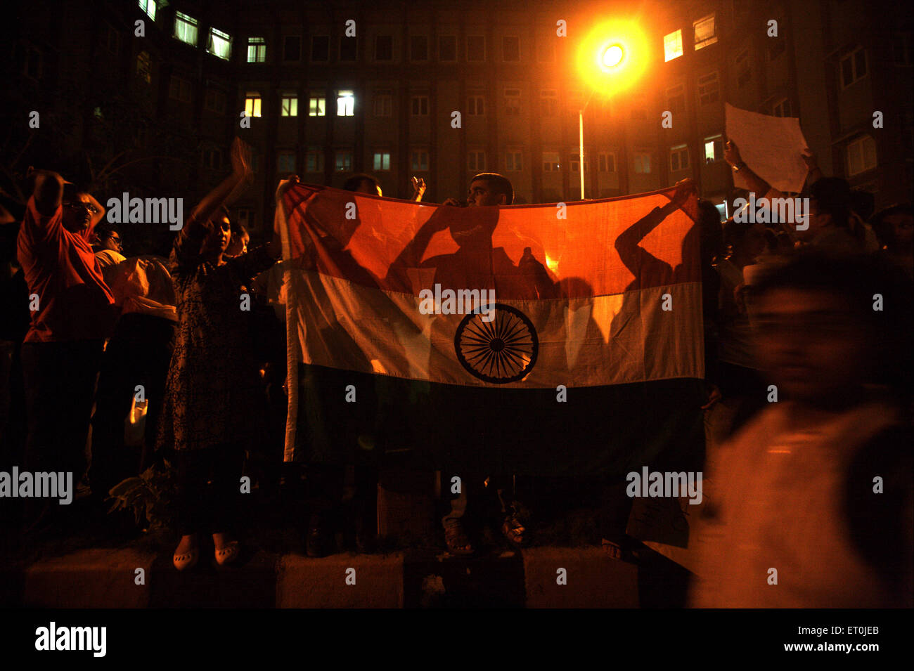 Thousands of Mumbaikars part mass protest march at Gateway terrorist ...