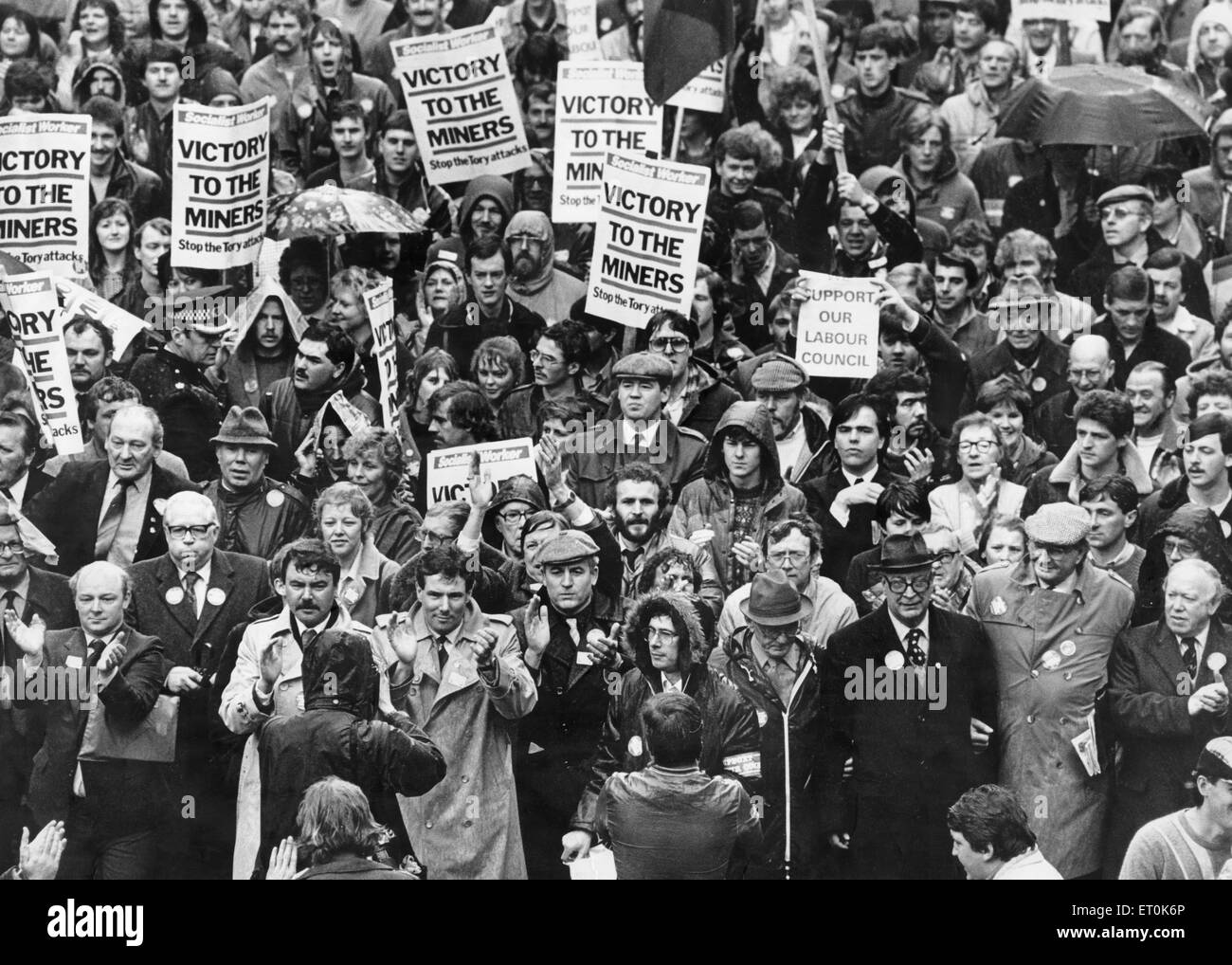 Militant labour 1980s hi-res stock photography and images - Alamy