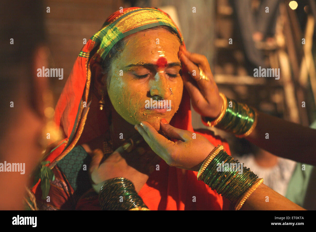 Haldi kumkum hi-res stock photography and images - Alamy