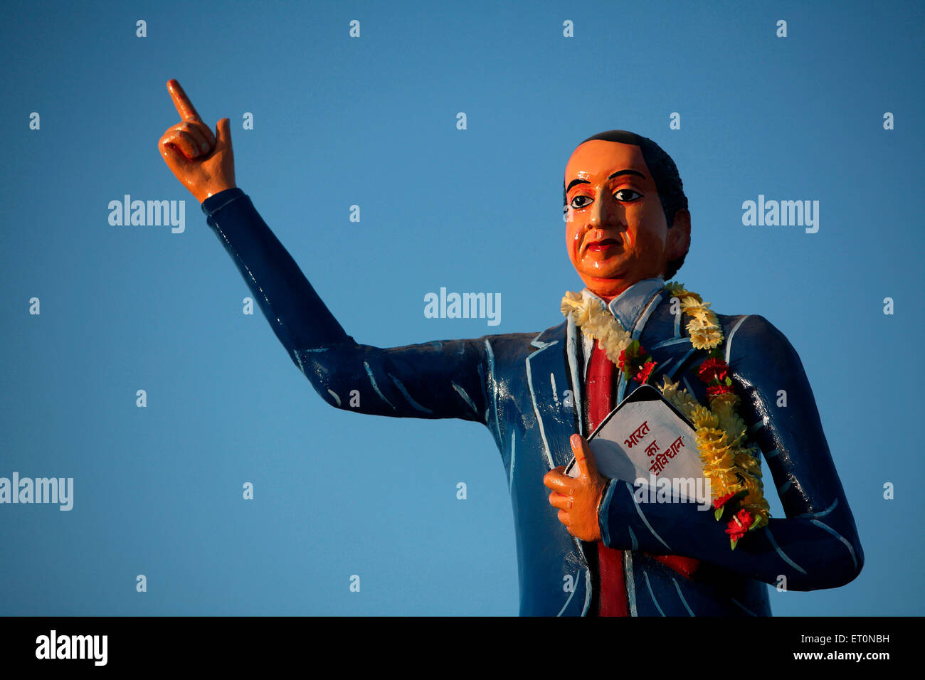 Founder Statues High Resolution Stock Photography and Images - Alamy