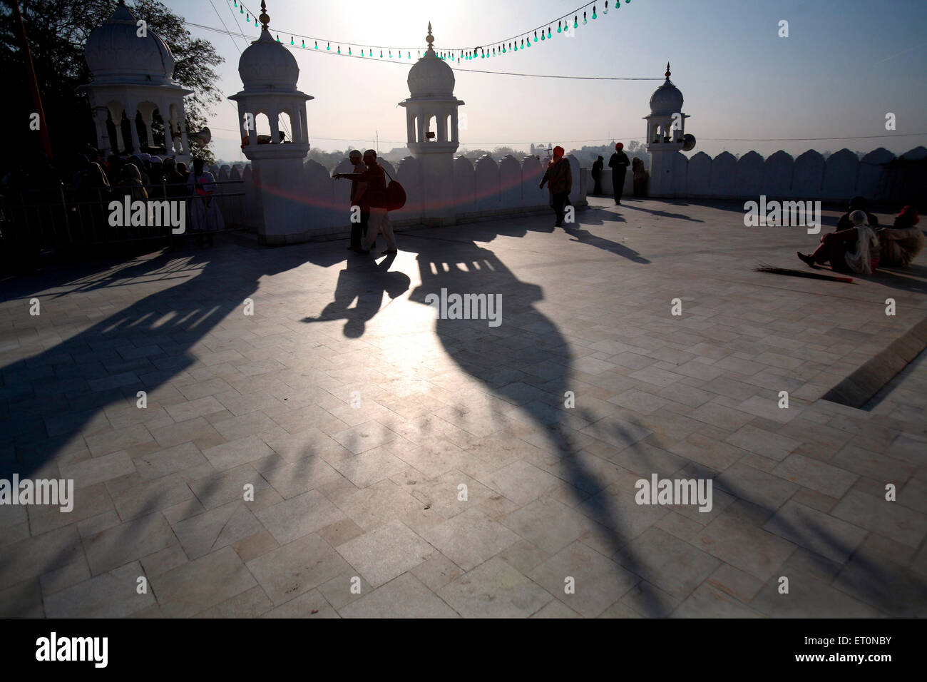 Sikh temple silhouette hi-res stock photography and images - Alamy