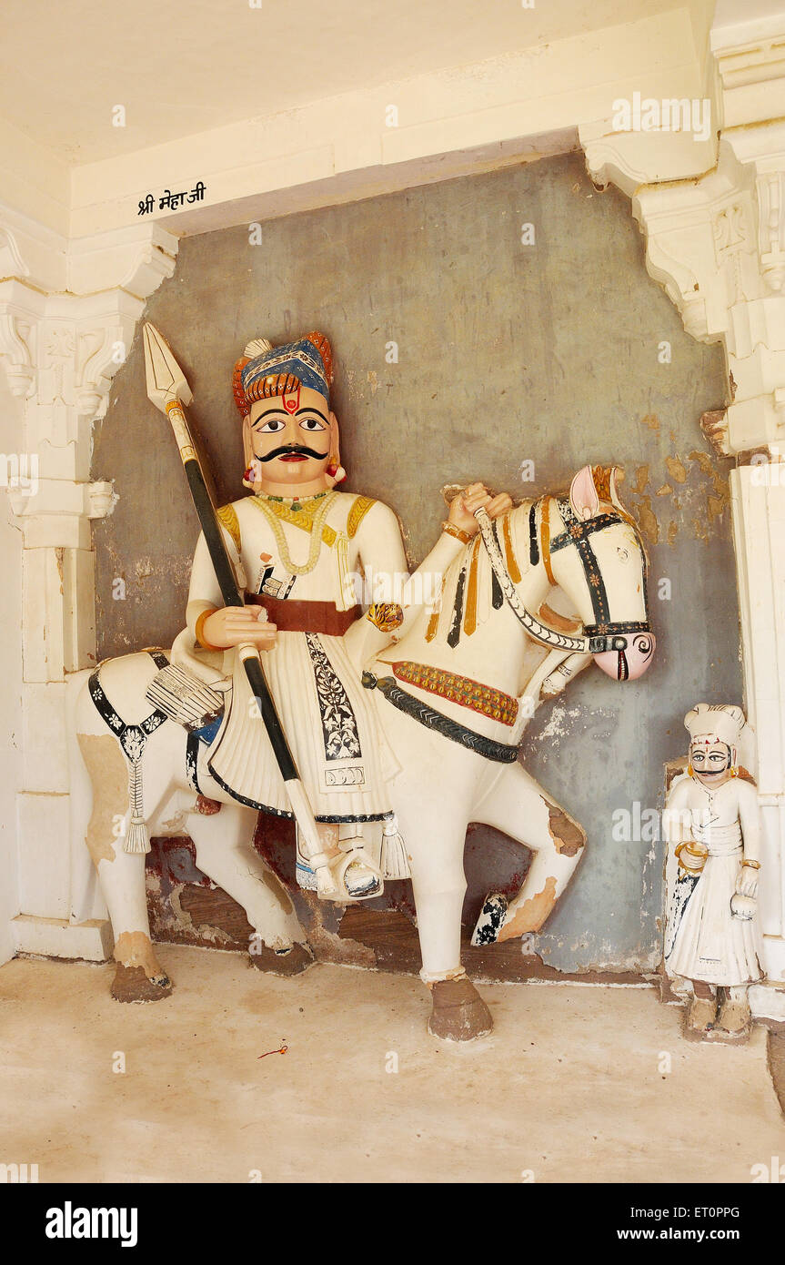 Mandore statues hi-res stock photography and images - Alamy