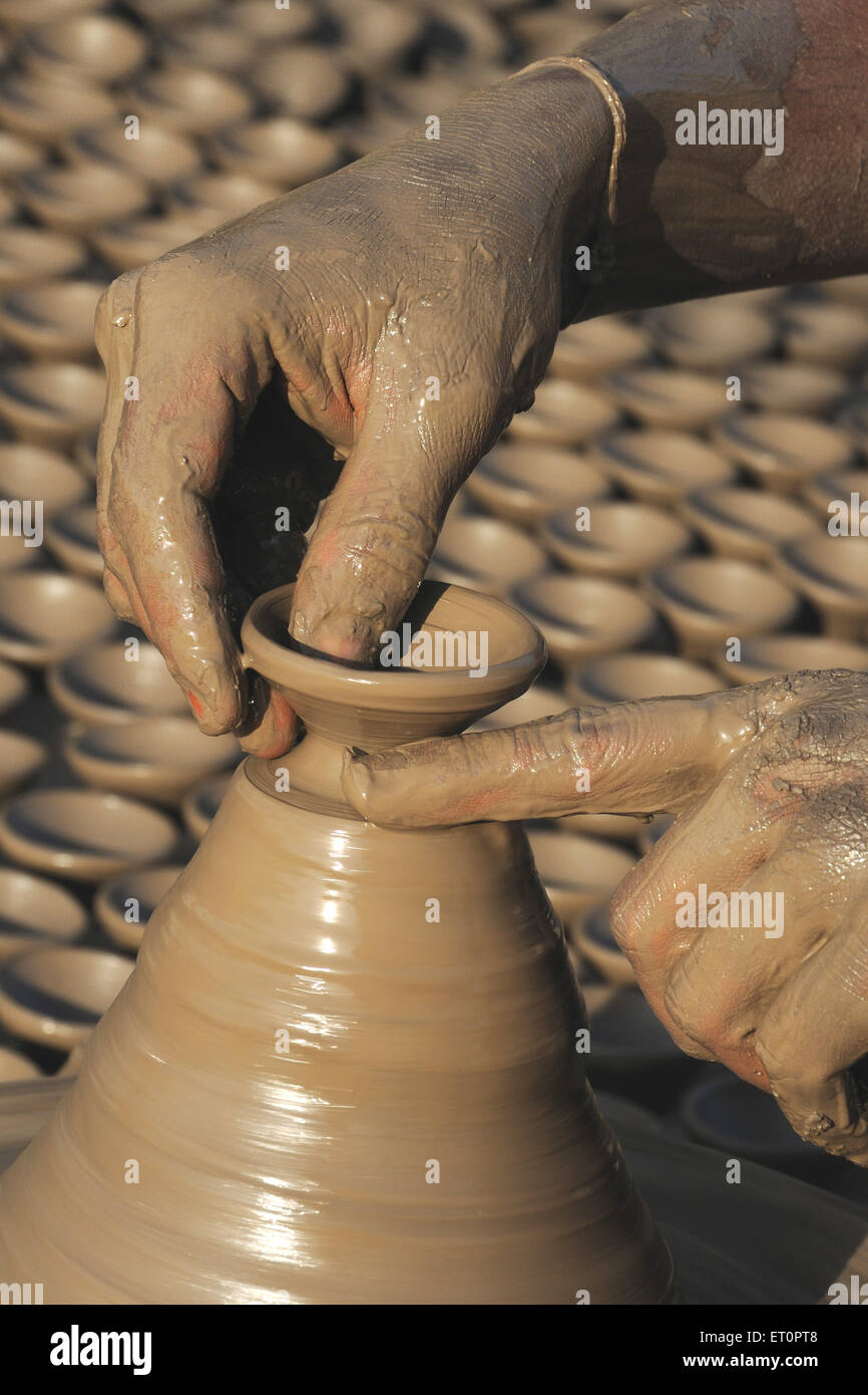 Kumbhar hi-res stock photography and images - Alamy