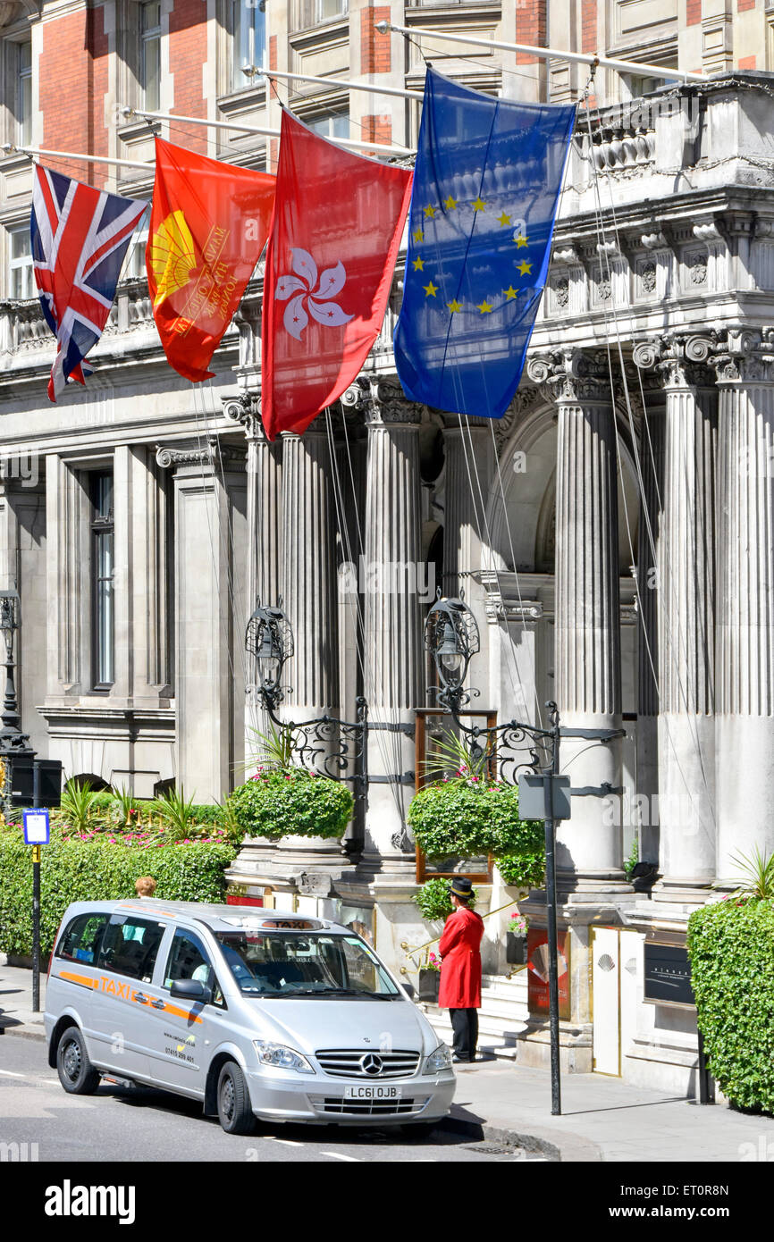 Mandarin hotel london exterior hi-res stock photography and images - Alamy