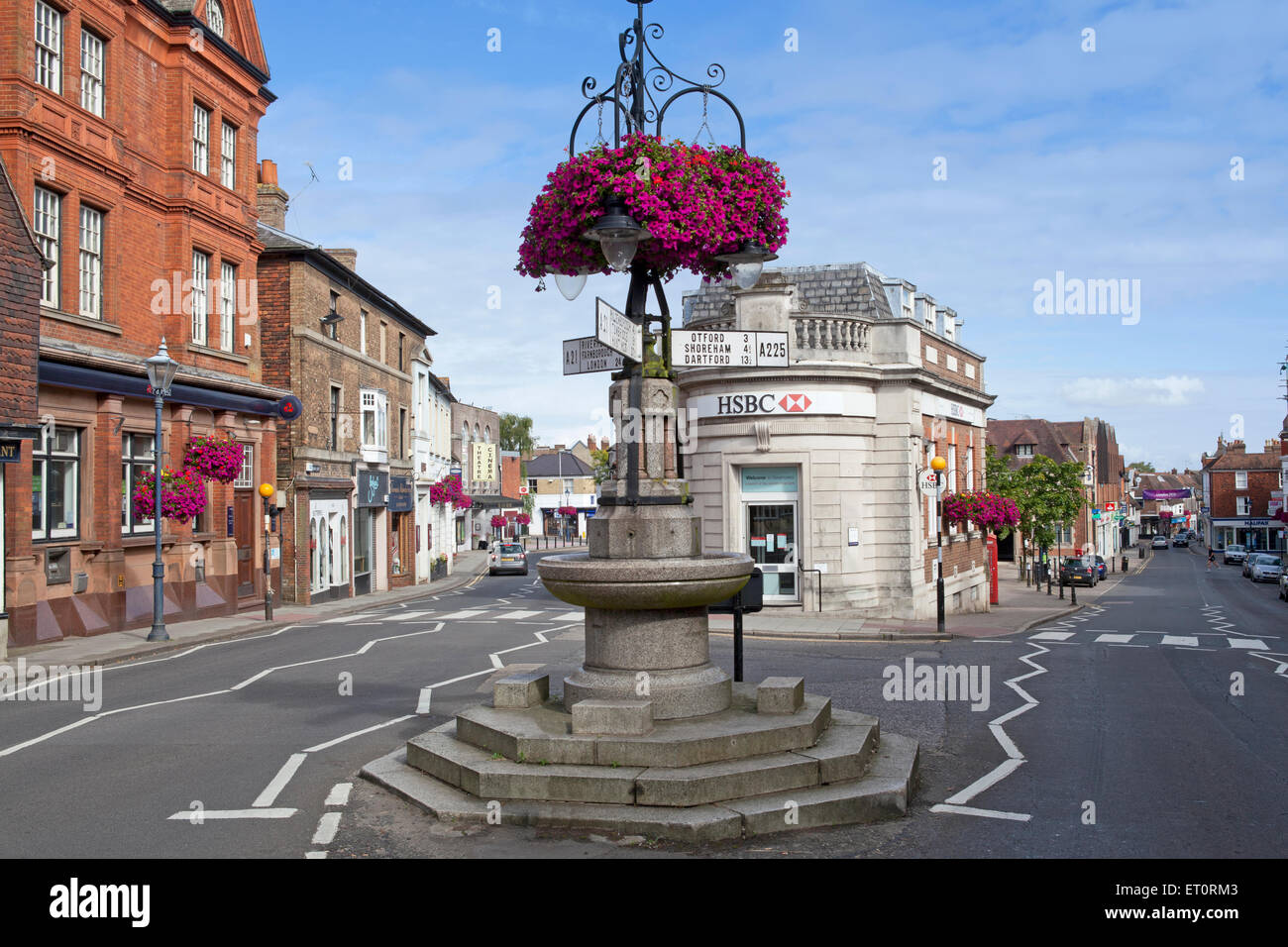 Sevenoaks town centre, Kent, old drinking fountain at junction of high ...