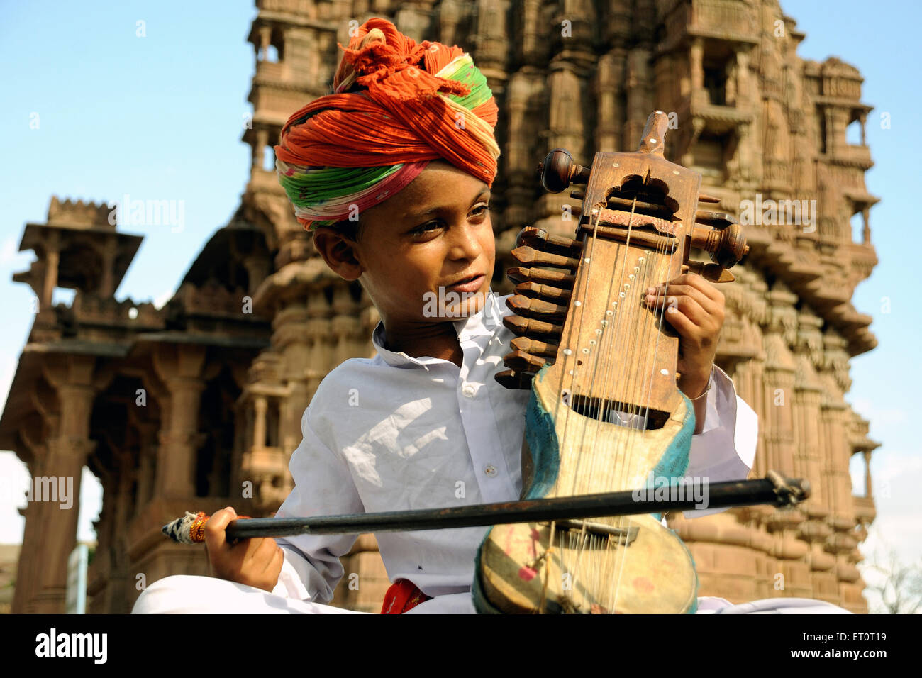 Playing sarangi hi-res stock photography and images - Alamy