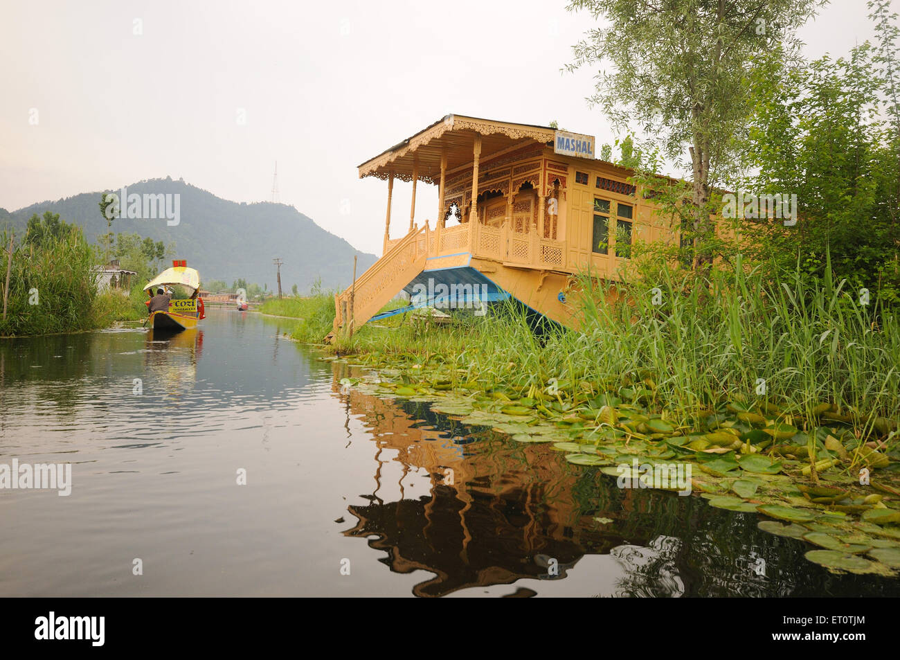 Houseboat in dal lake ; Srinagar ; Jammu and Kashmir ; India Stock ...