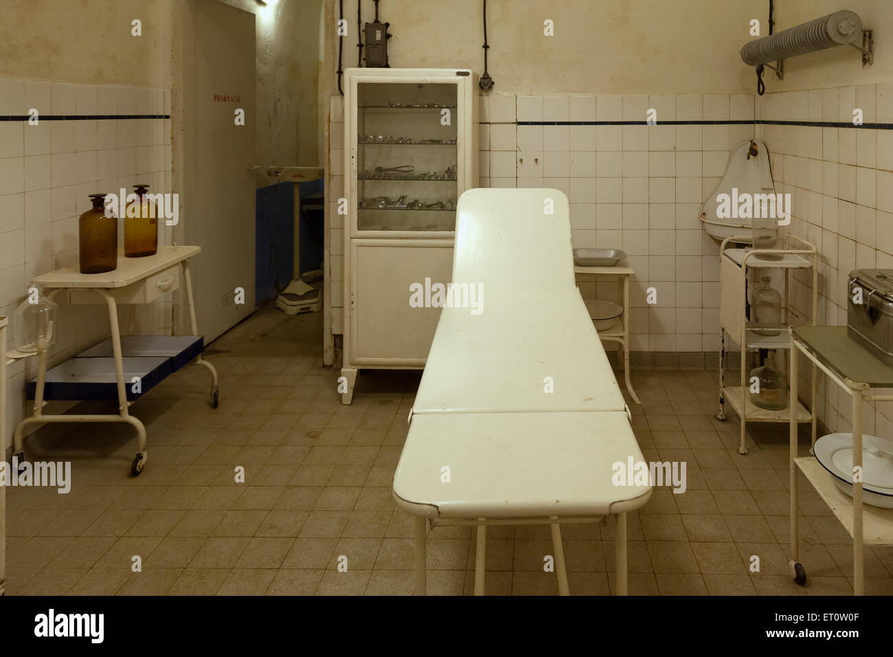 Schoenenbourg, France, the operating room in the artillery factory ...