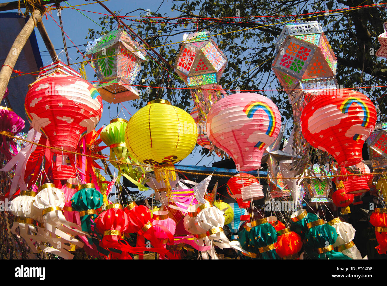 Different lanterns hi-res stock photography and images - Alamy