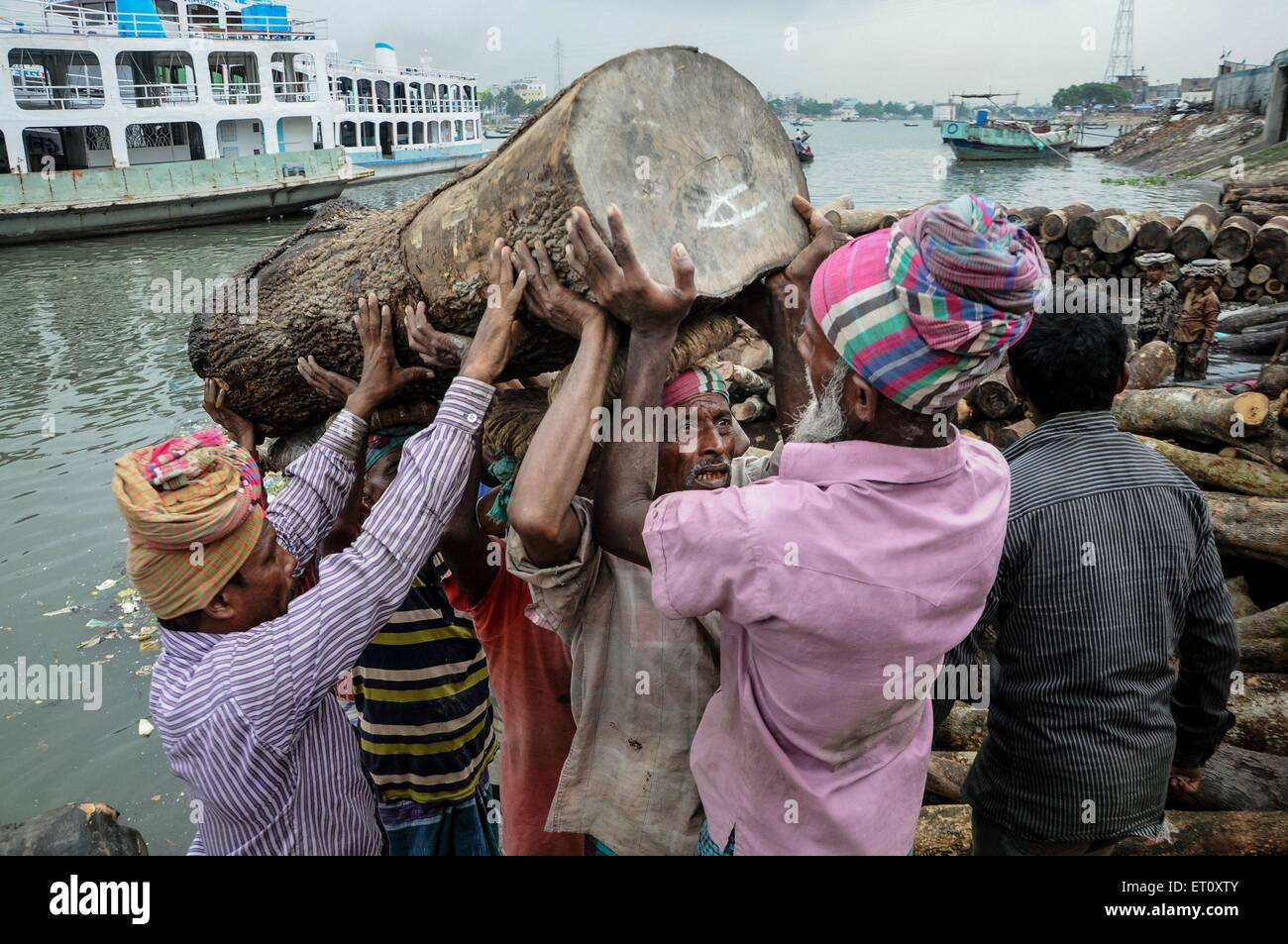 June 10, 2015 - Dhaka, Bangladesh - June 10, 2015 - Dhaka, Bangladesh ...