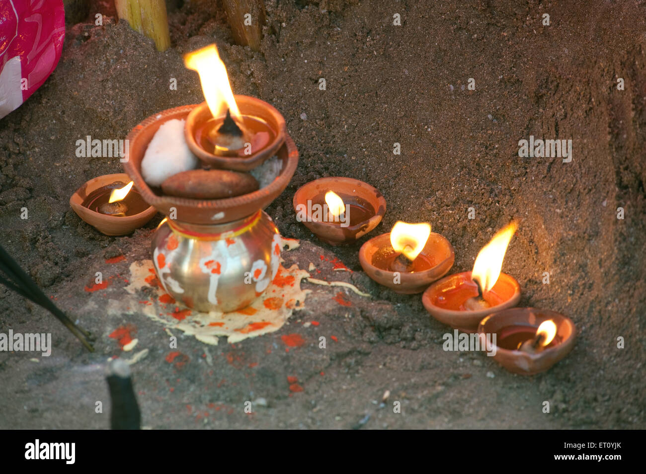 Chhat puja hi-res stock photography and images - Alamy
