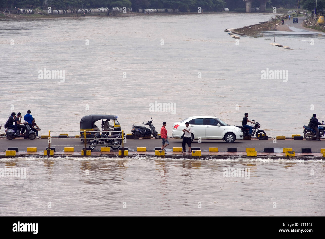 Mutha River flooded Pune Maharashtra India 2011 Stock Photo - Alamy