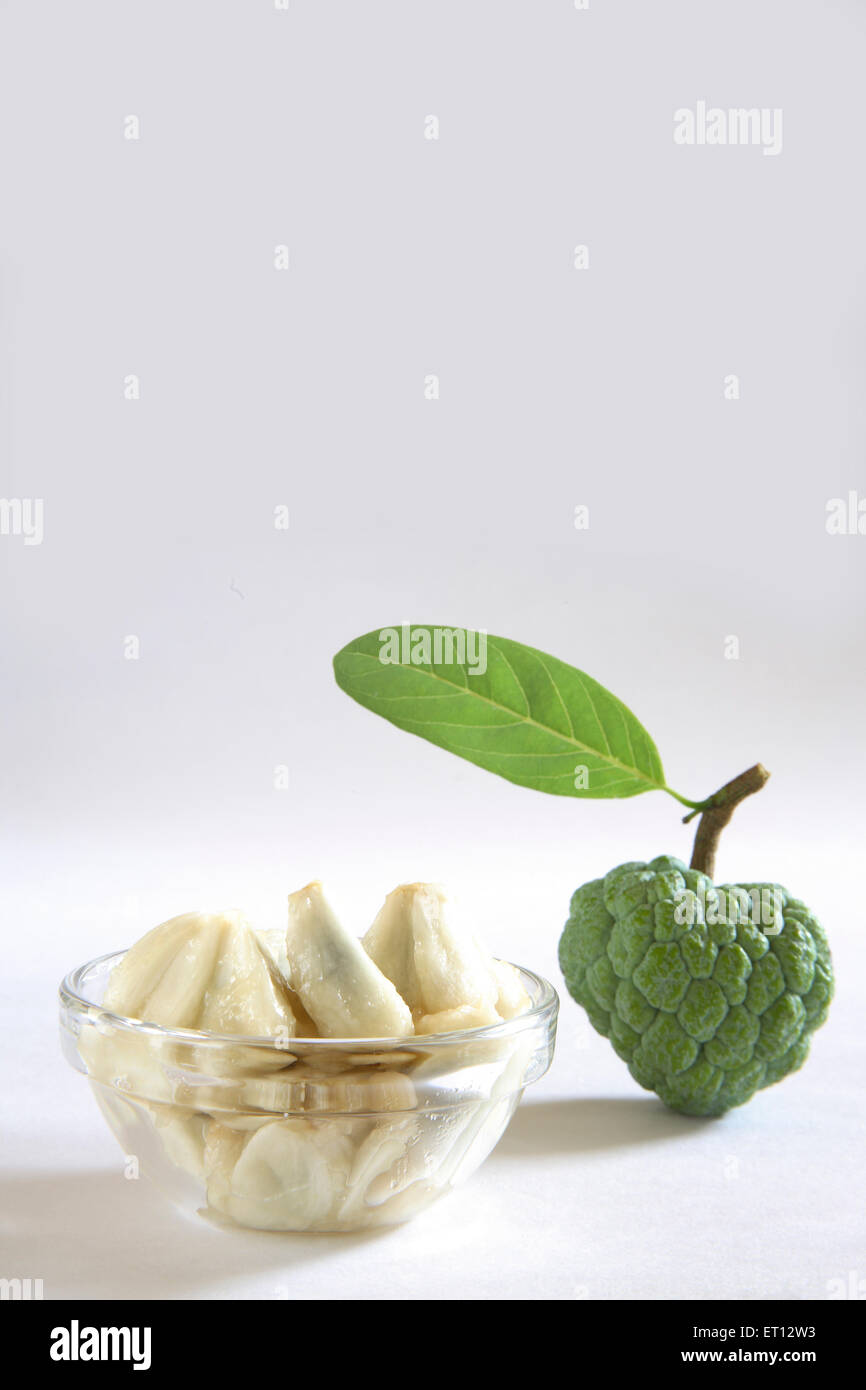 Sharifa hi-res stock photography and images - Alamy