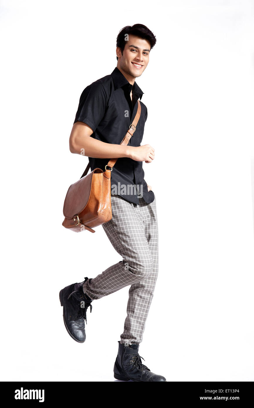 Indian man walking hi-res stock photography and images - Alamy