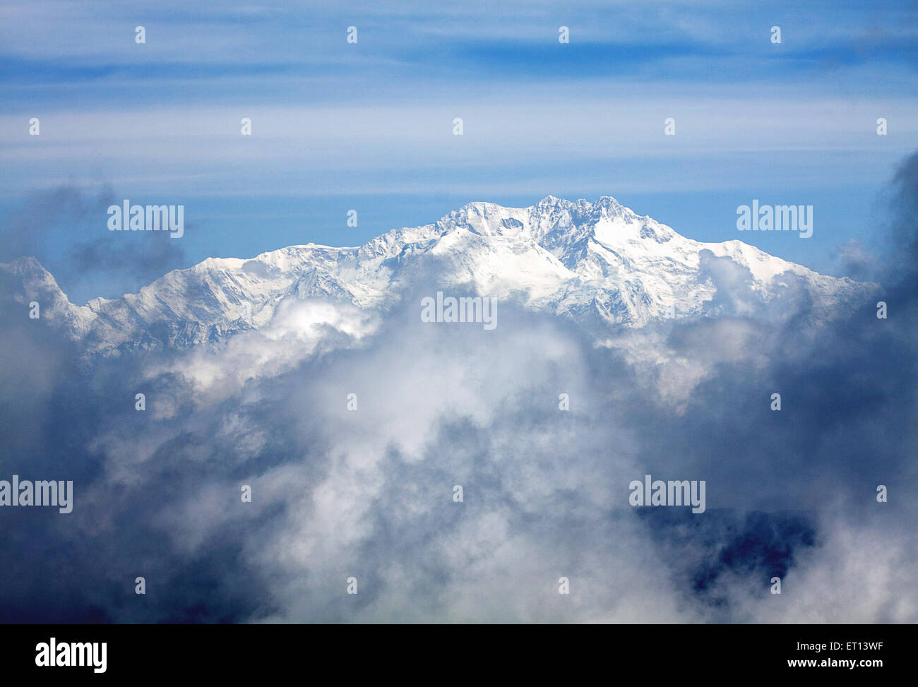 Snow mountains, Himalayas, Darjeeling, West Bengal, India Stock Photo ...