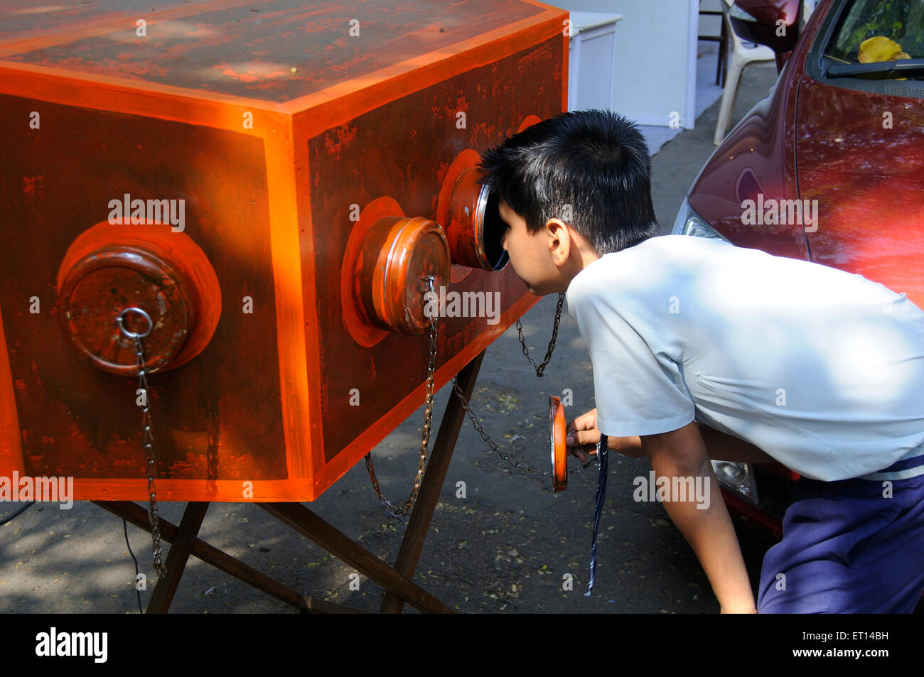 Bioscope hi-res stock photography and images - Alamy