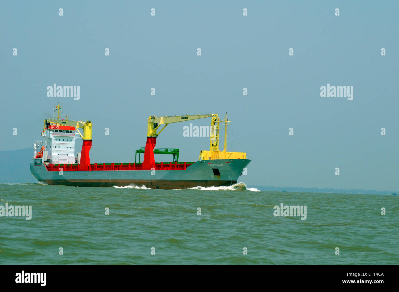 India indian cargo ship mumbai hi-res stock photography and images - Alamy