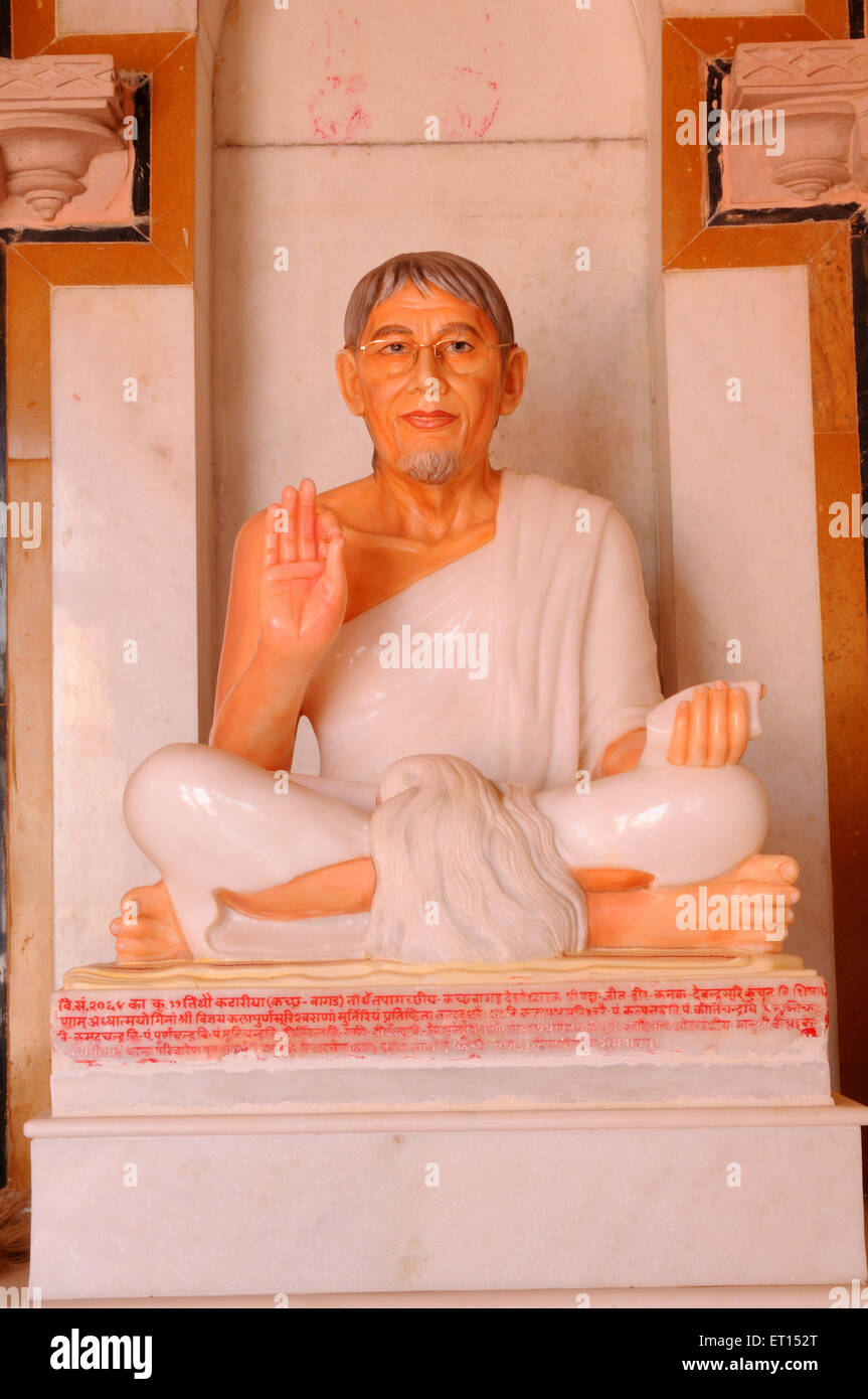 Jain Monk statue in Jain Temple, Kutch, Gujarat, India Stock Photo - Alamy