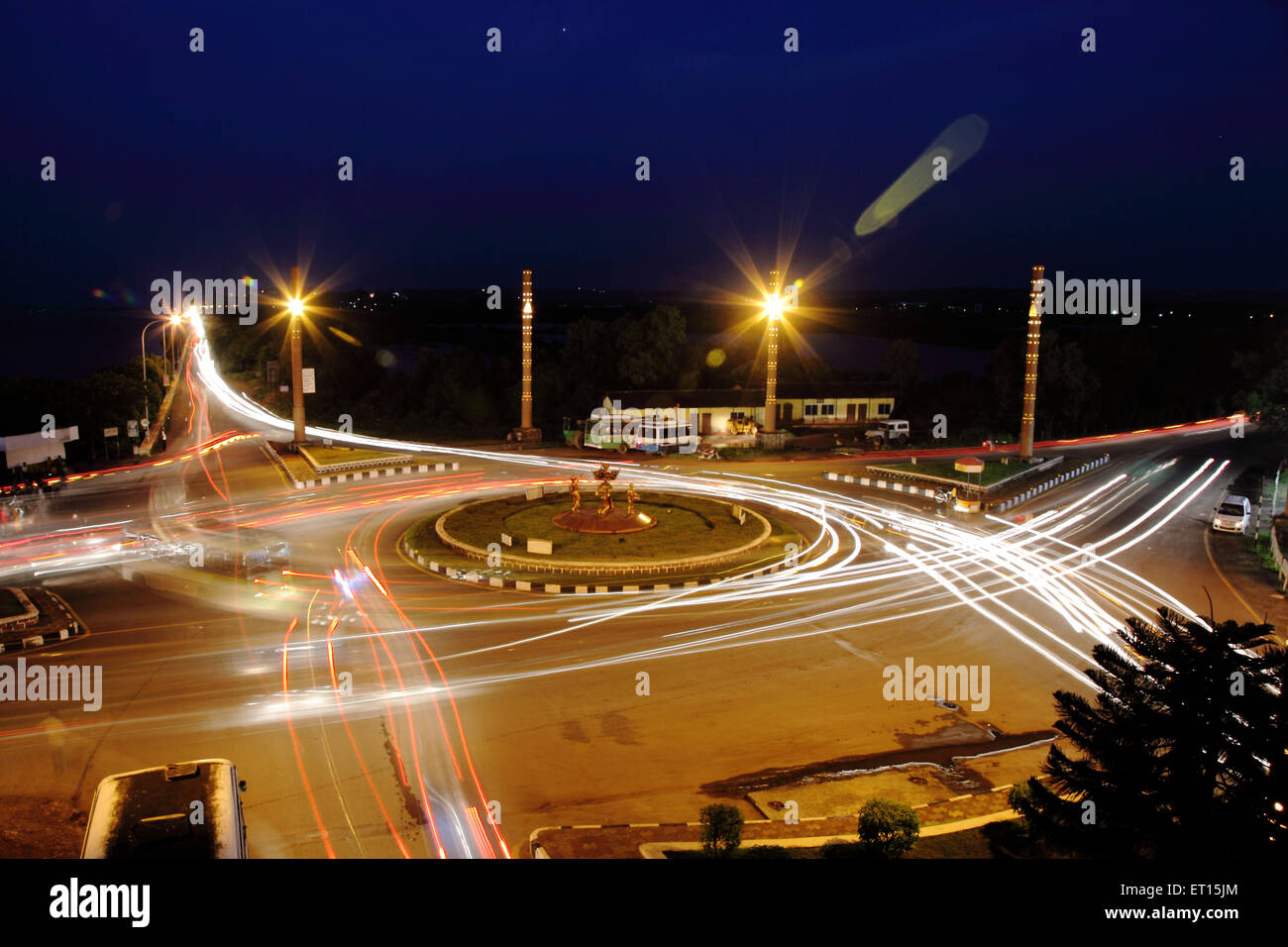 Traffic junction hi-res stock photography and images - Alamy