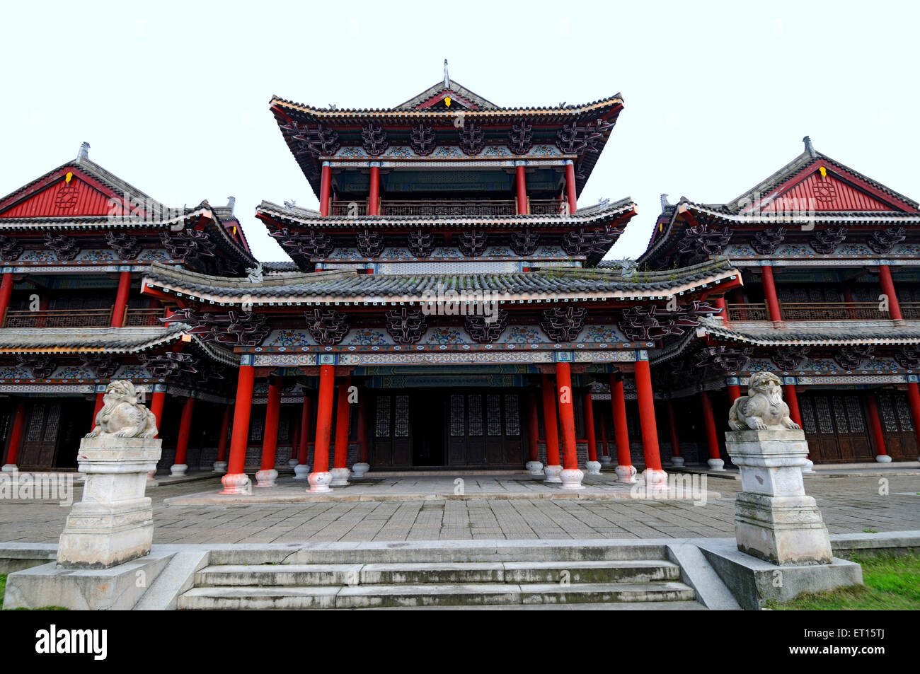 Dong yang palace hi-res stock photography and images - Alamy