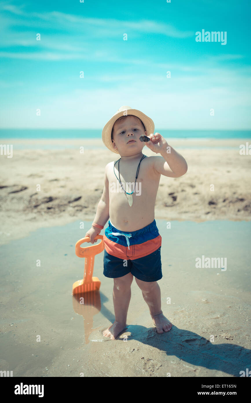 Jumping on a beach hi-res stock photography and images - Alamy