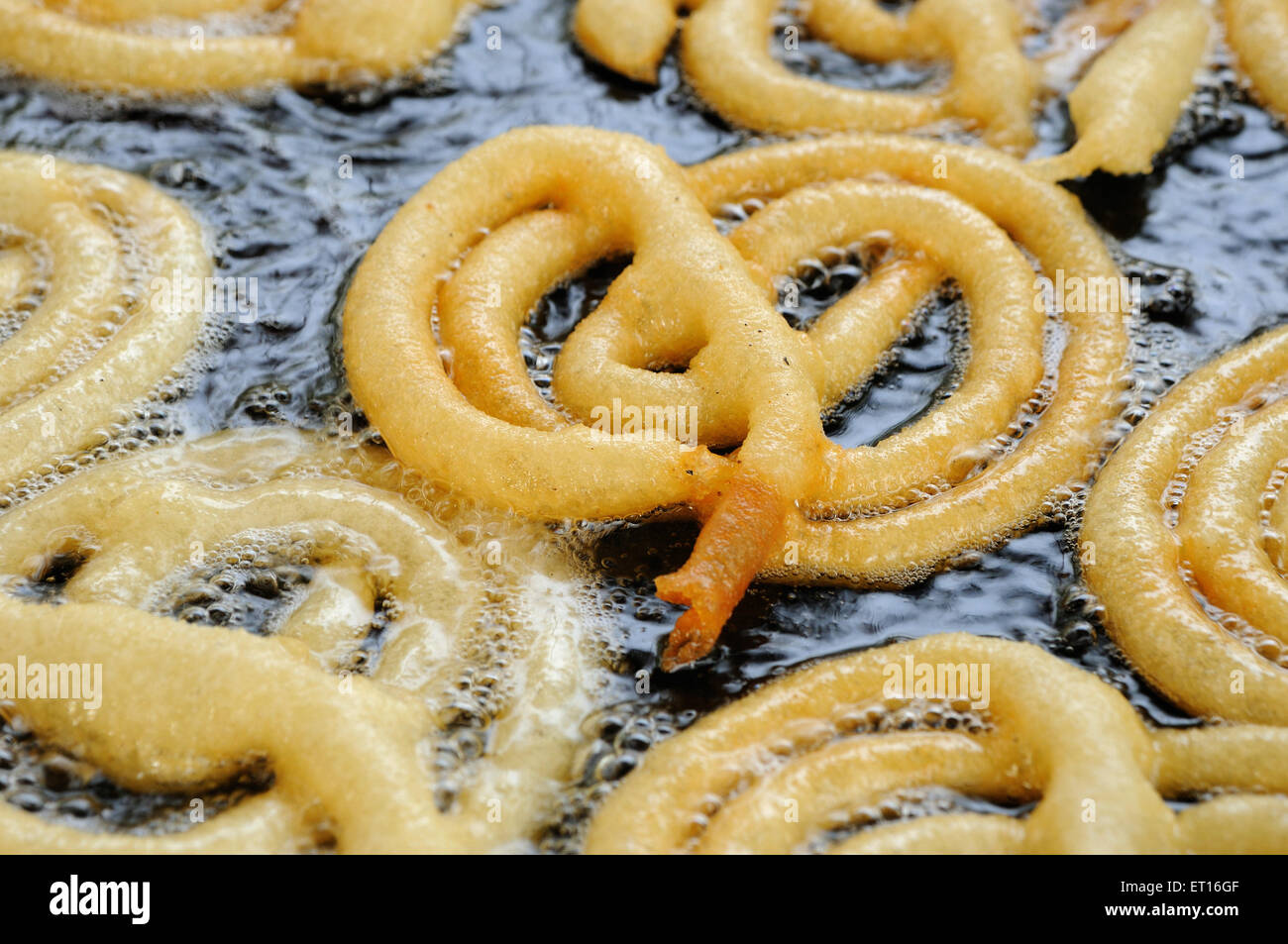 Making jalebis ; India Stock Photo - Alamy
