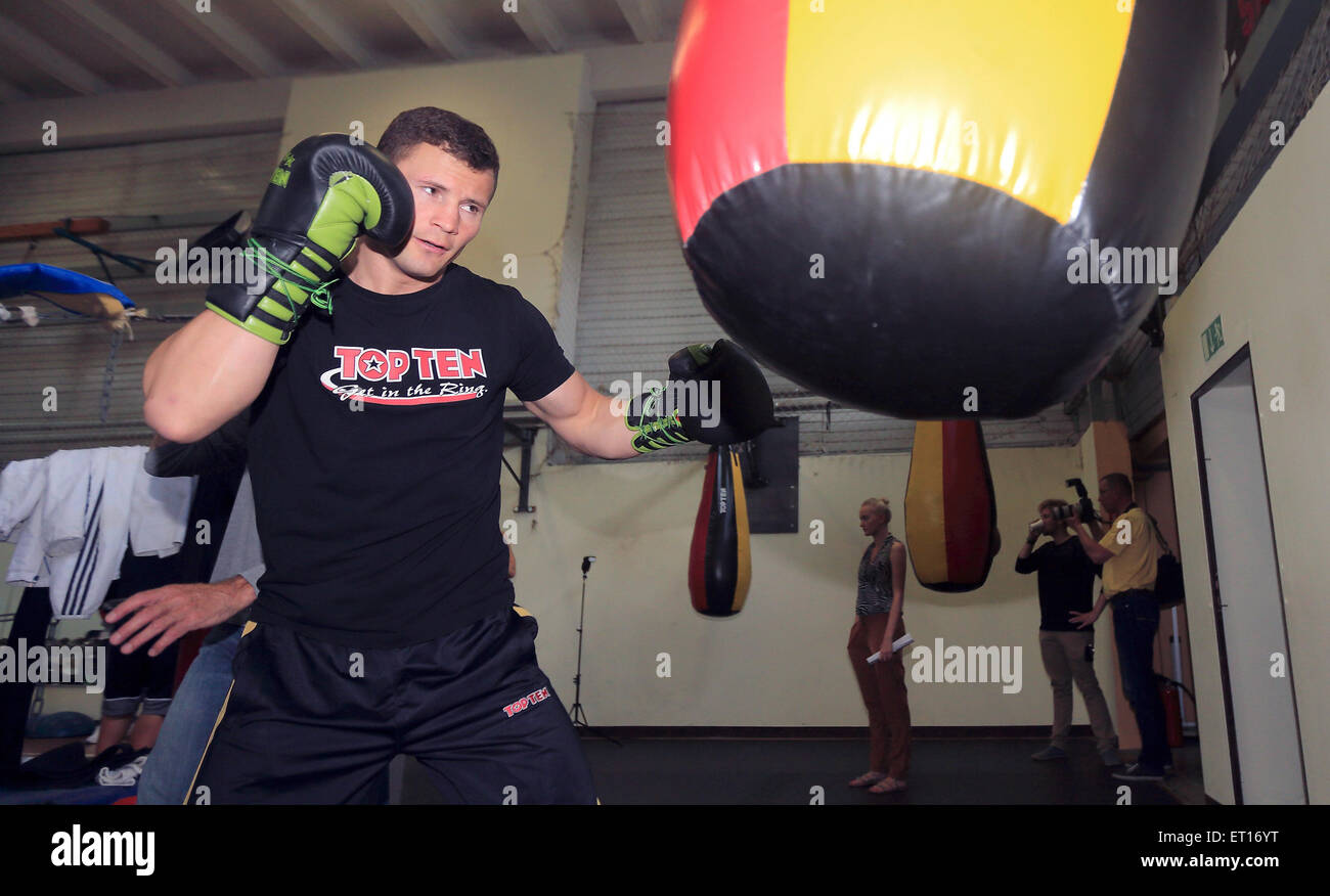 Magdeburg, Germany. 10th June, 2015. German super middleweight boxer ...
