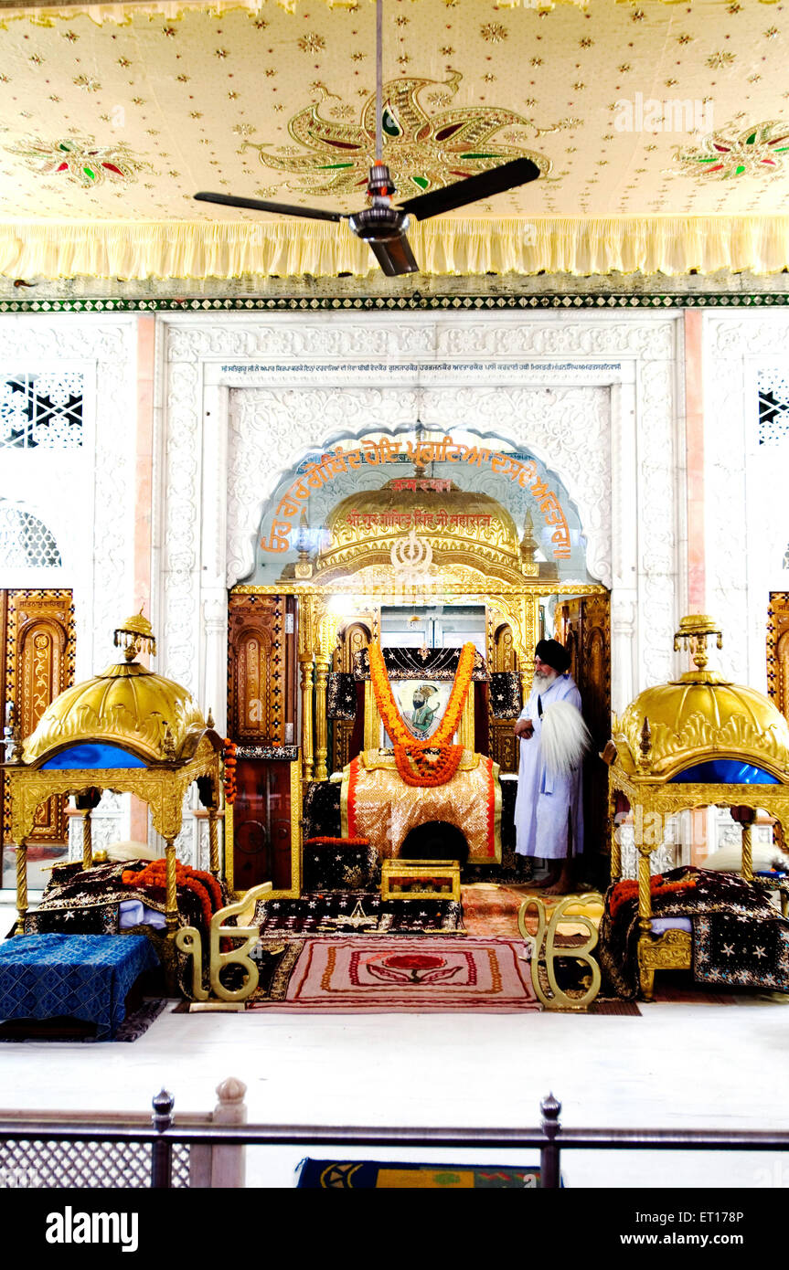 Darbar sahib indoor hi-res stock photography and images - Alamy