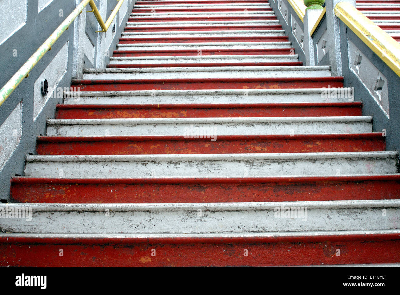 Design with red color hi-res stock photography and images - Alamy