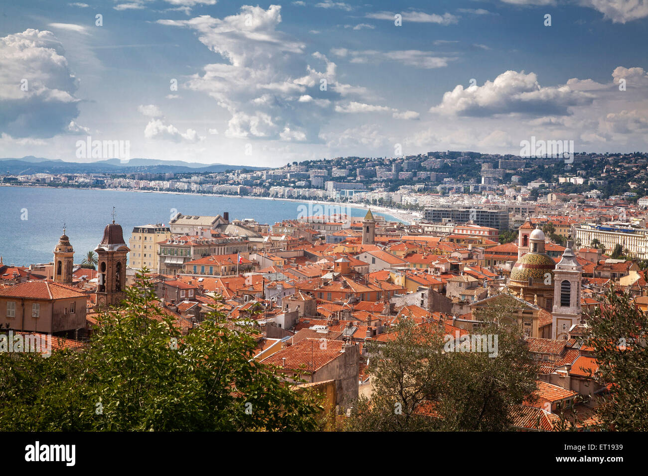 Roofs of city hi-res stock photography and images - Alamy