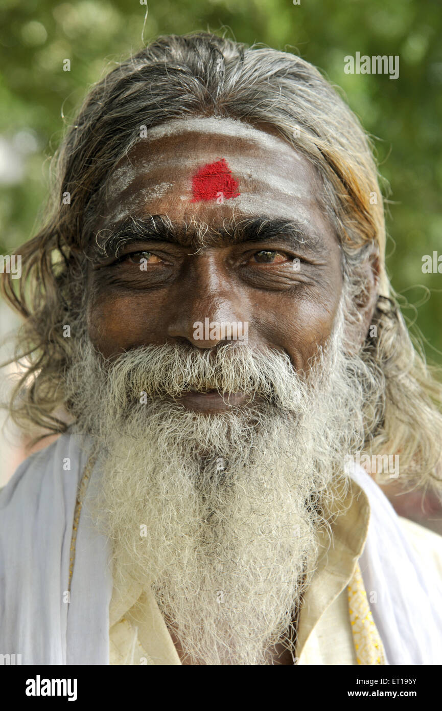 Indian priest hi-res stock photography and images - Alamy