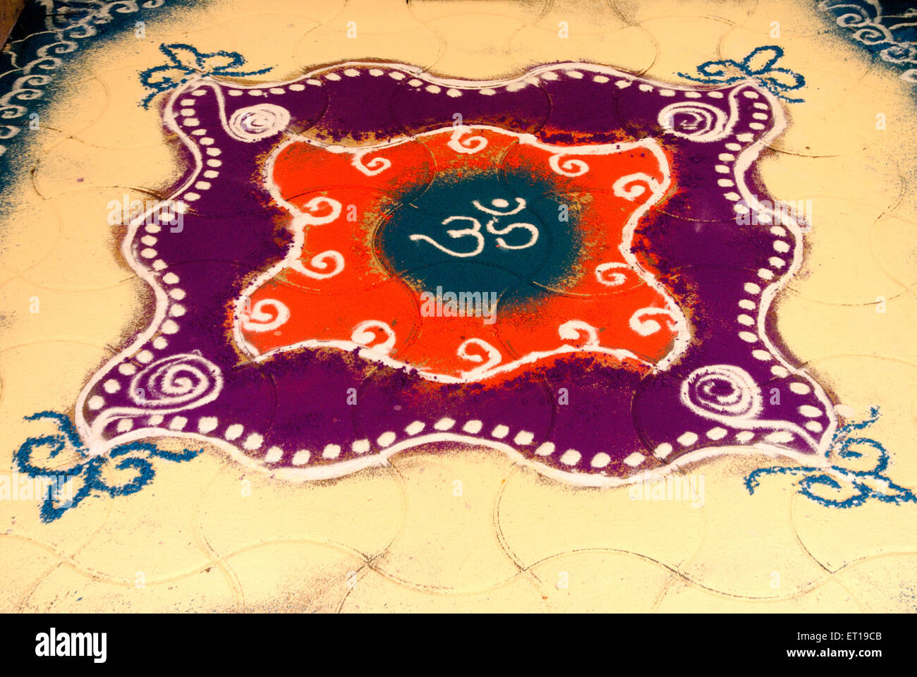 Aum rangoli hi-res stock photography and images - Alamy