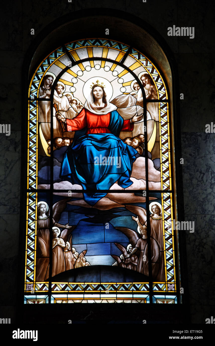 Stained glass jesus hi-res stock photography and images - Alamy