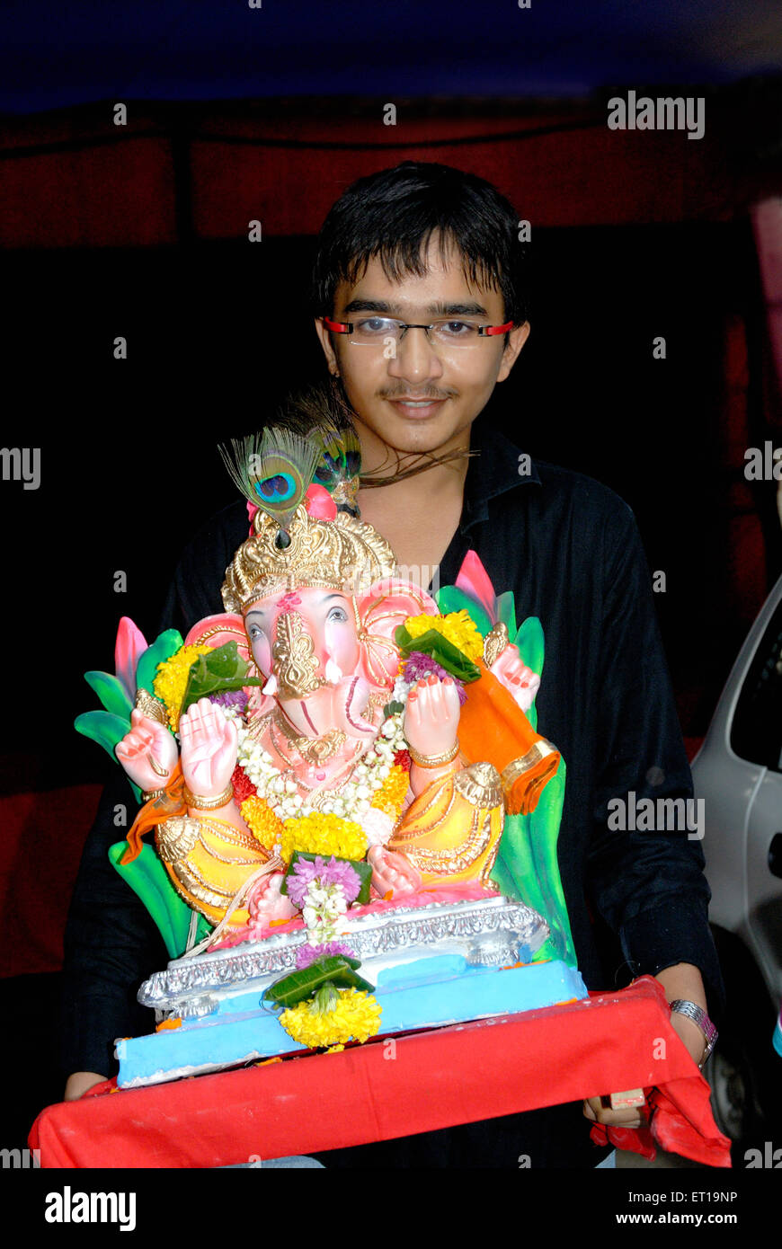 Ganpati hindu boy hi-res stock photography and images - Alamy