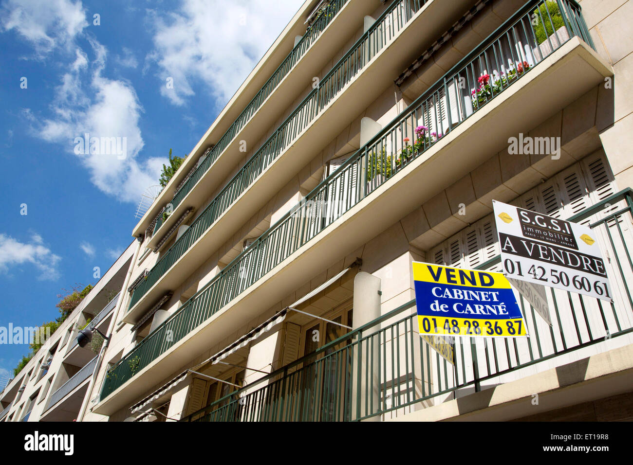 Real Estate in Paris and surrounding Stock Photo - Alamy