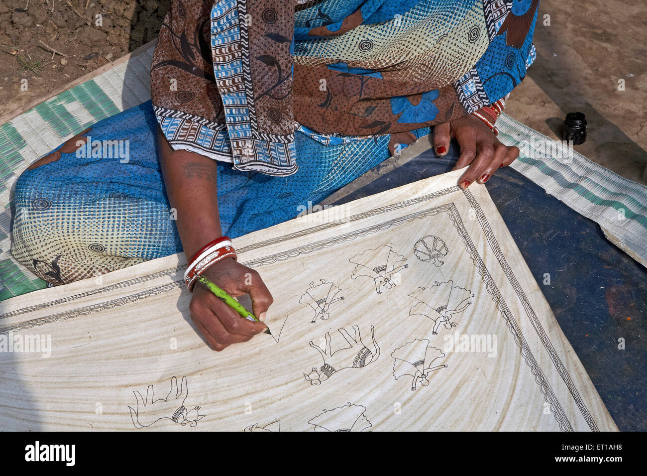 Black Pen For Madhubani Painting at Ruby Osborne blog