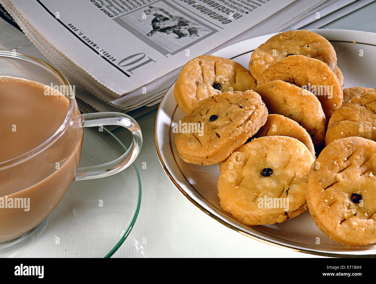 Namkeen hi-res stock photography and images - Alamy