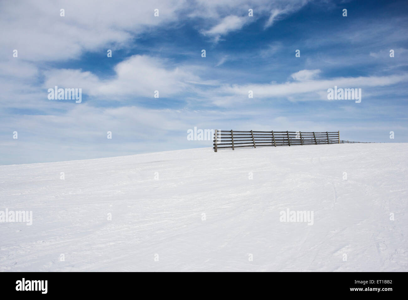 Blue white landscape hi-res stock photography and images - Alamy
