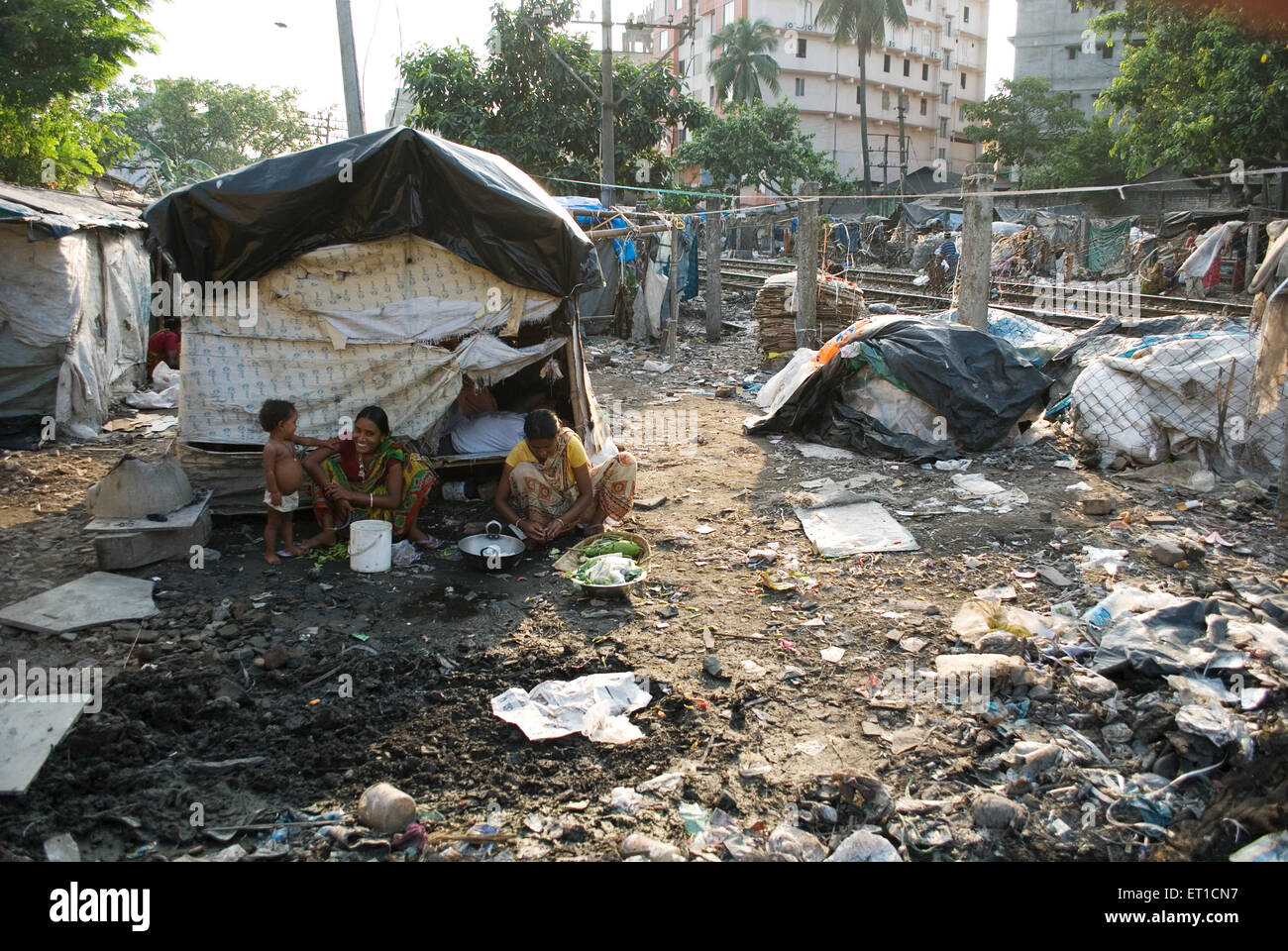 Kids in slums of india hi-res stock photography and images - Alamy