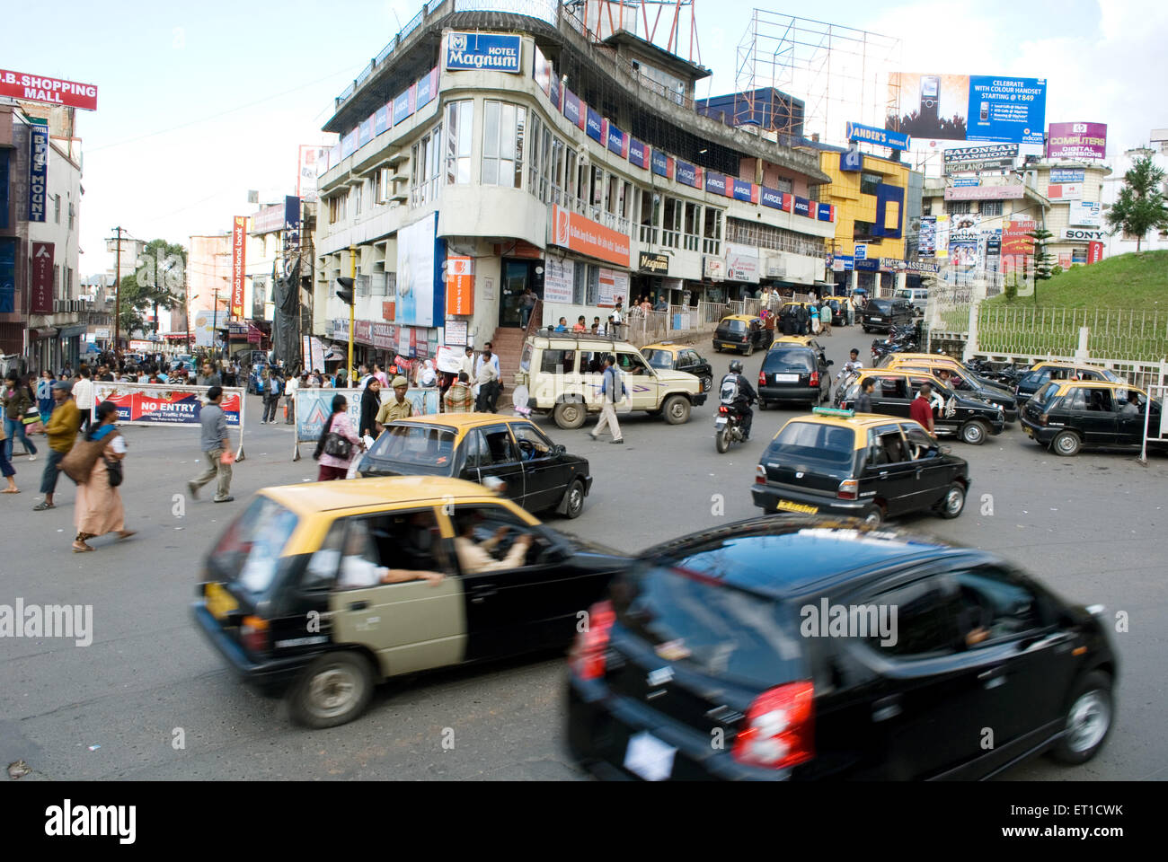 Road traffic signs india hi-res stock photography and images - Alamy