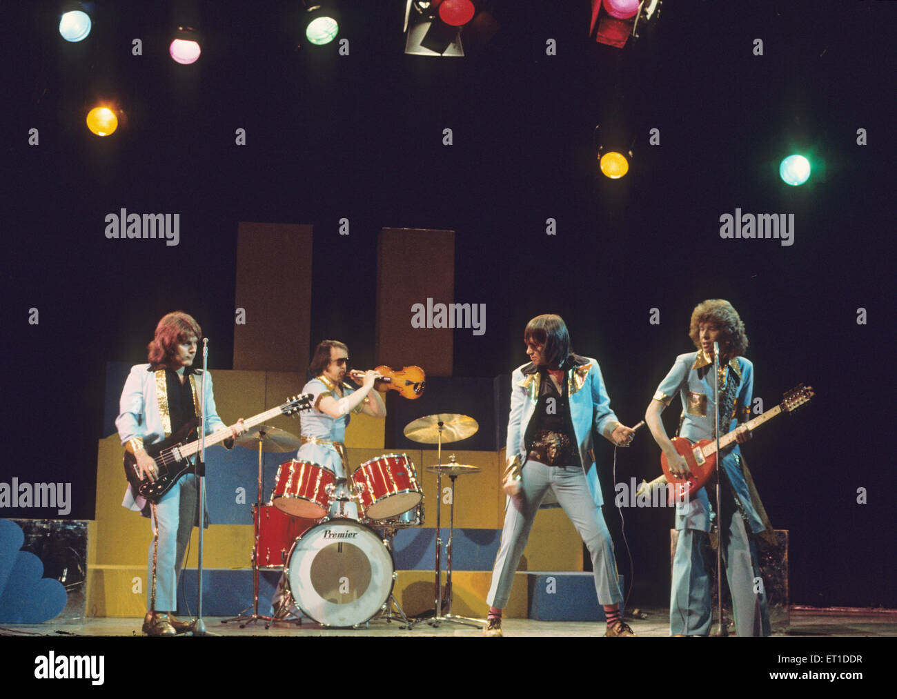 Mud group band pop hi-res stock photography and images - Alamy