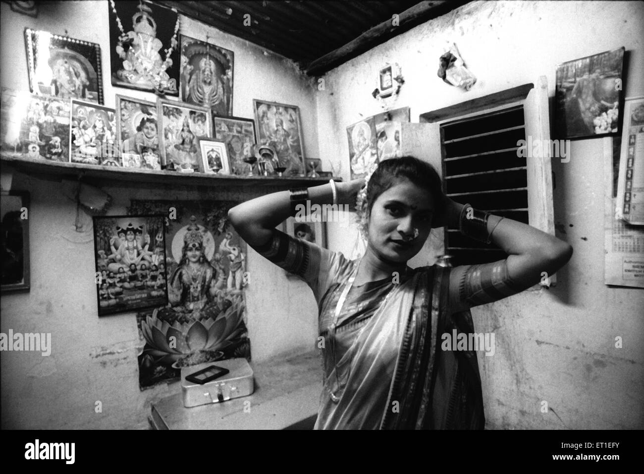 Lavani artist ; traditional dance form ; Modnib ; Maharashtra ; India ...