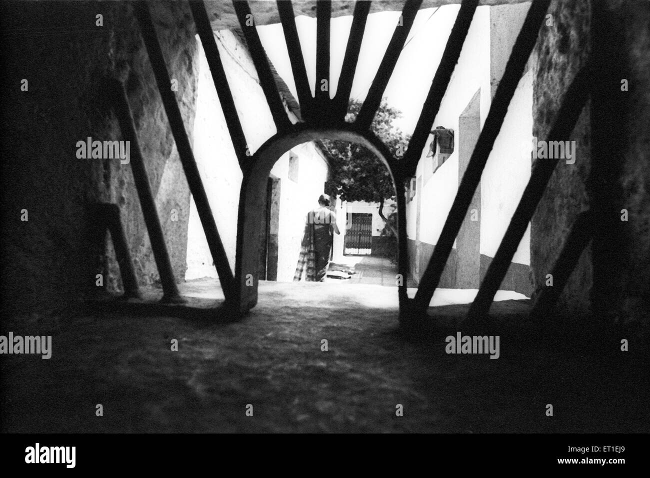 Lavani artist ; traditional dance form ; Modnib ; Maharashtra ; India ...