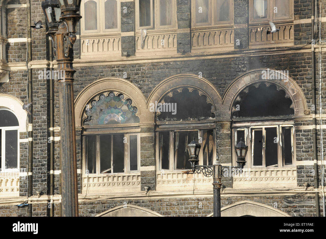 Burn window Taj Mahal hotel ; after Terrorist attack by Deccan ...