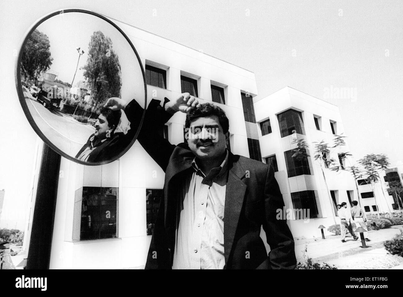 Nandan Nilekani, CEO, Chief Executive Officer, Director, Chairman ...