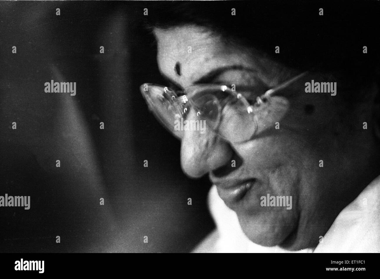 Lata mangeshkar hi-res stock photography and images - Alamy