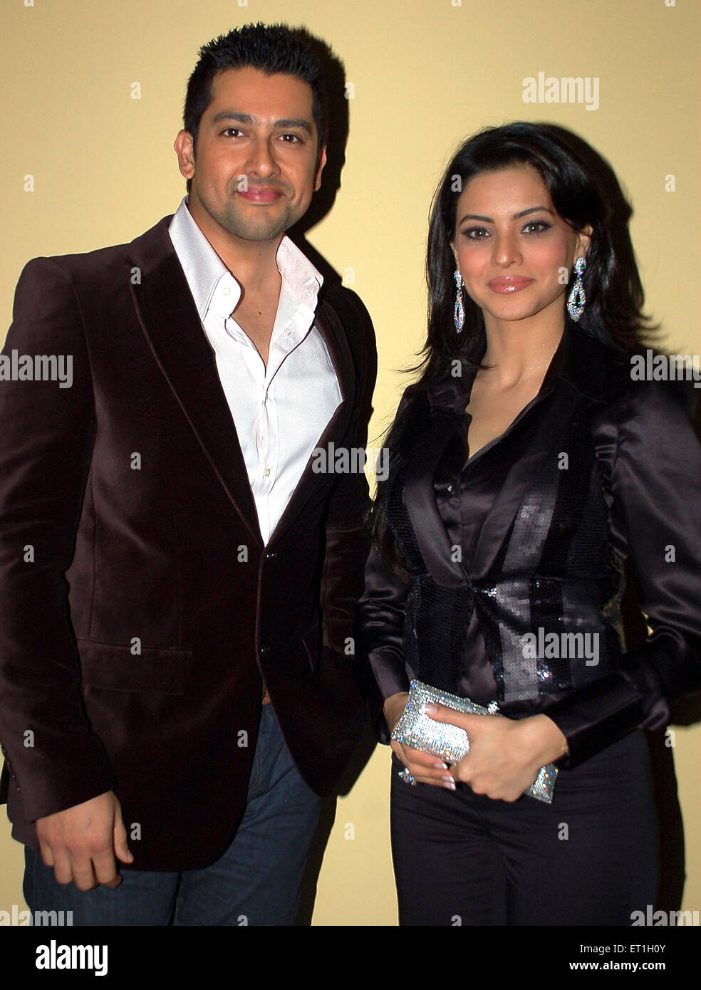 Aftab Shivdasani, Indian film actor, producer, model, with Aamna Sharif ...