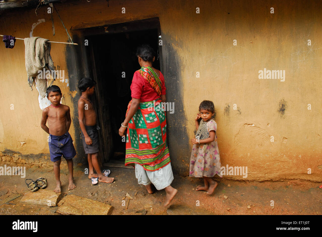 Tribes children hi-res stock photography and images - Alamy
