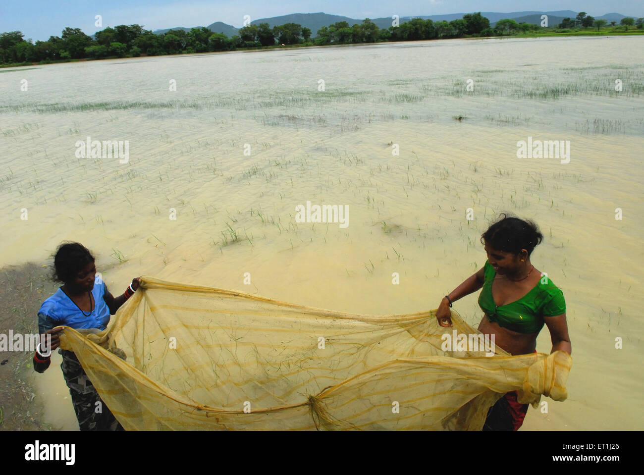 Catching Fish India Stock Photos & Catching Fish India Stock Images - Alamy